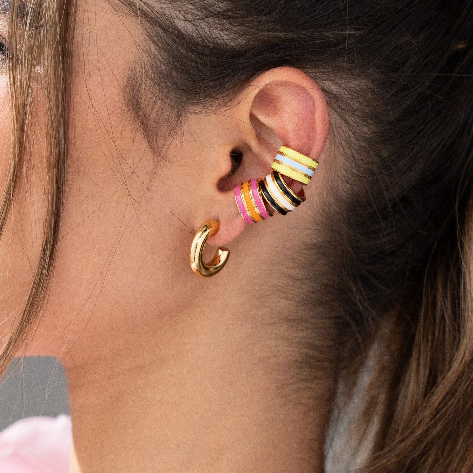 Earcuff Line Verde – Tienda Marvi